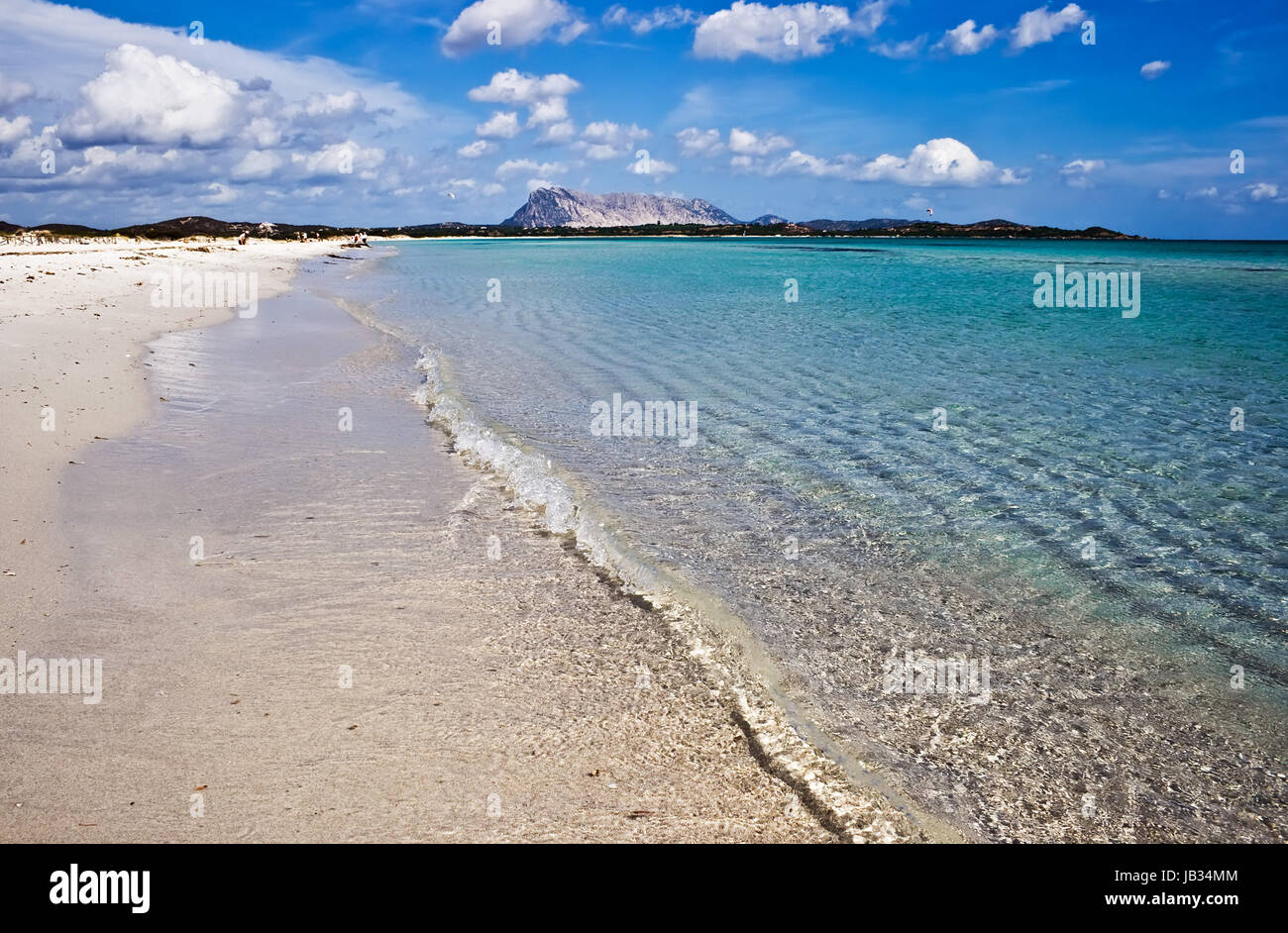Clear sea and sandy beach La Cinta, Sardinia, Italy Stock Photo - Alamy