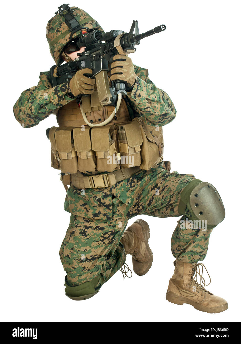 US soldier aiming his rifle Stock Photo - Alamy