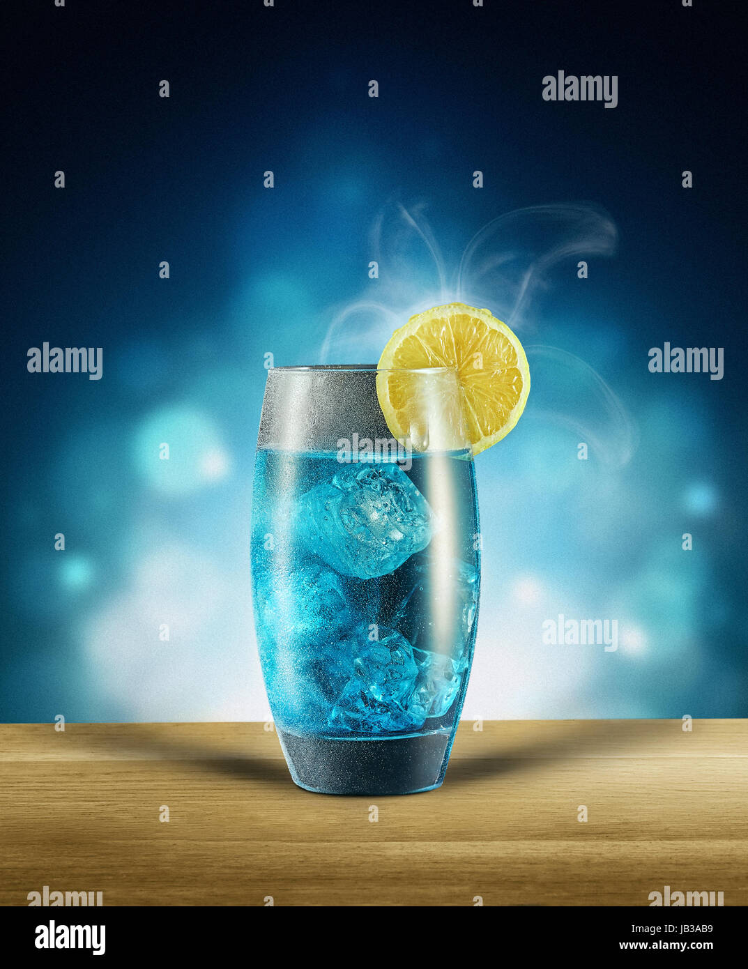 Blue alcohol cocktail ice cubes hi-res stock photography and images - Alamy