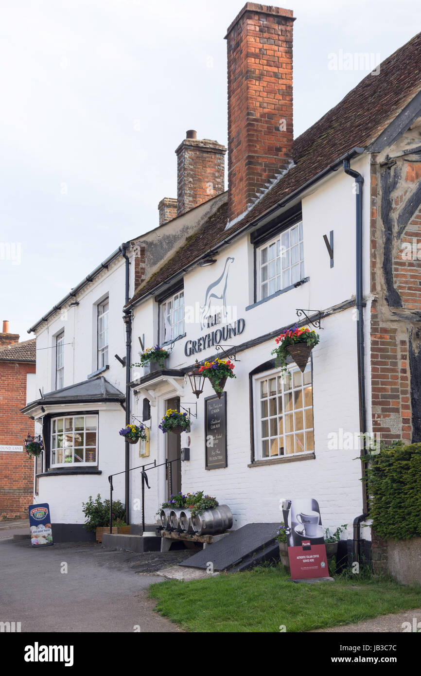 Pub winchester england hi-res stock photography and images - Alamy