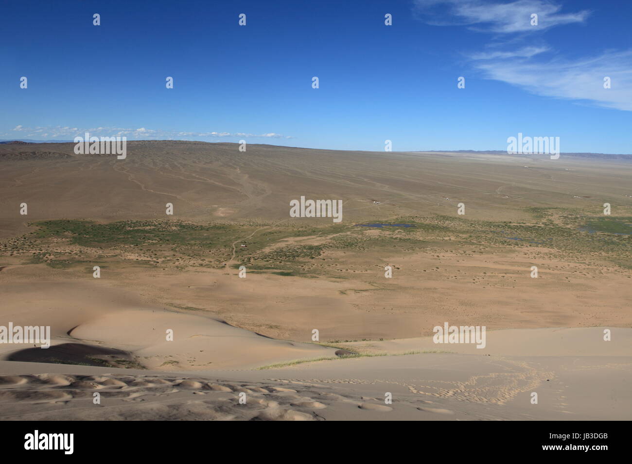 Desert wasteland asia mongolia dryness hi-res stock photography and ...