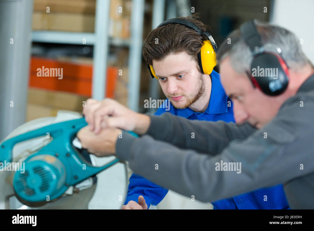 Construction apprentice diversity hi-res stock photography and images ...