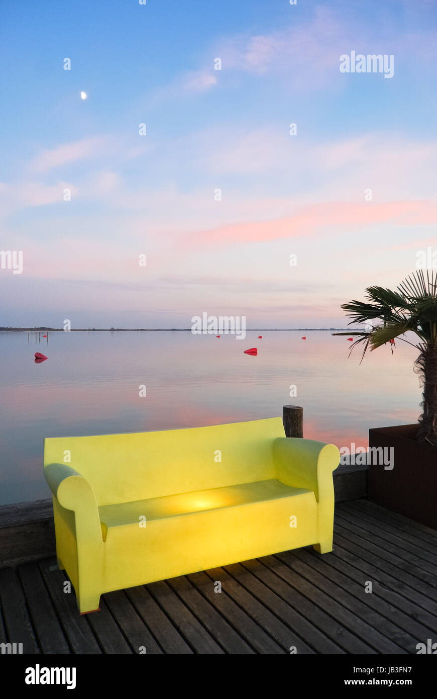 Moonlight water dock hi-res stock photography and images - Alamy