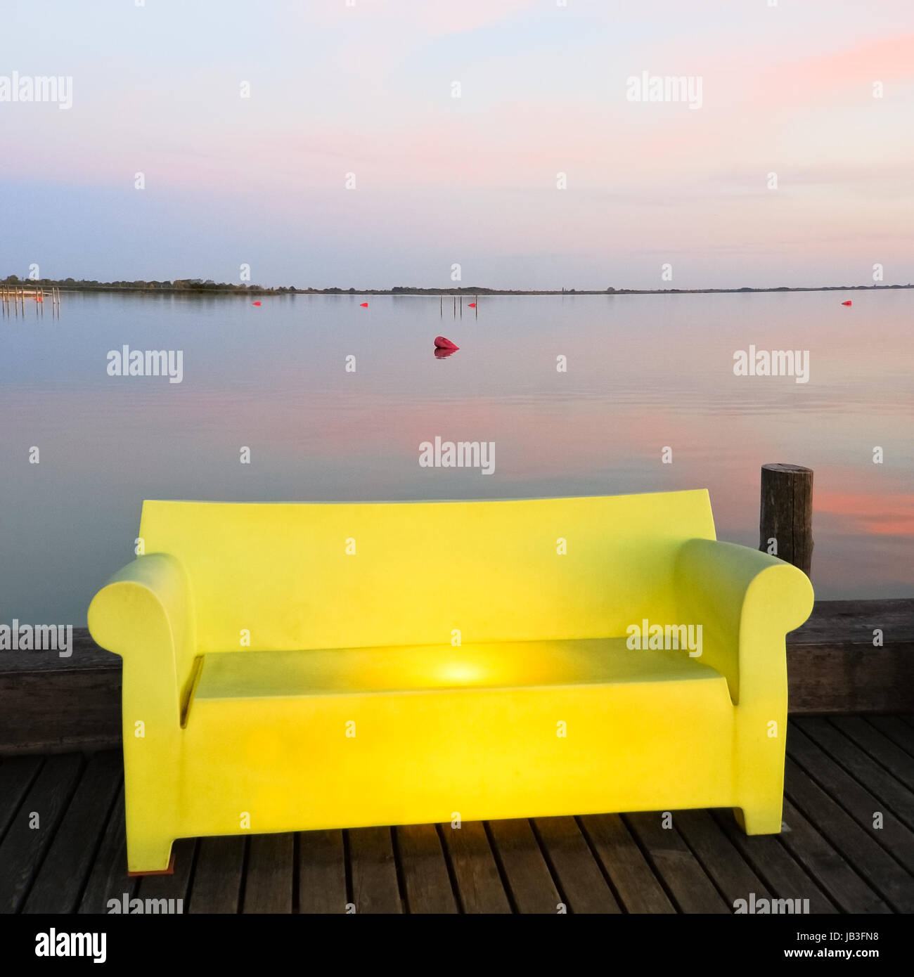 Moonlight water dock hi-res stock photography and images - Alamy