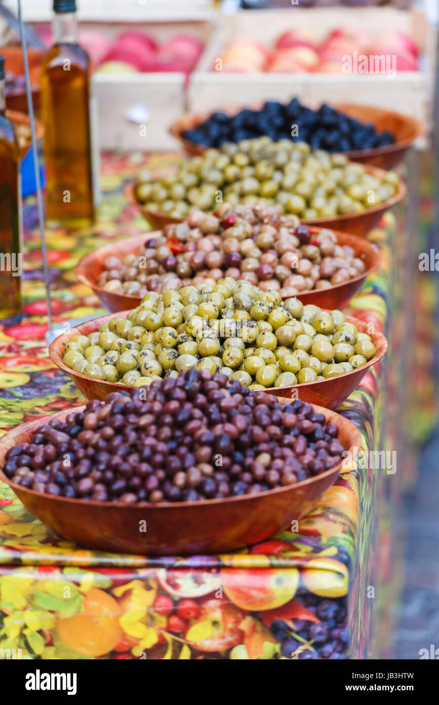Olives display in store hi-res stock photography and images - Alamy