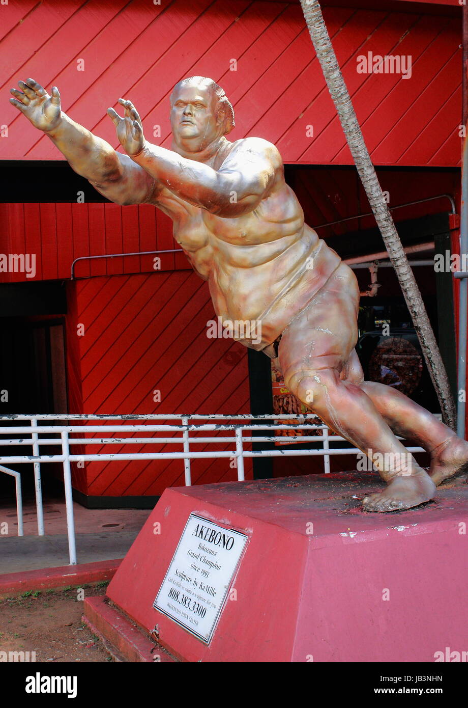 Japanese sumo statue hi-res stock photography and images - Alamy