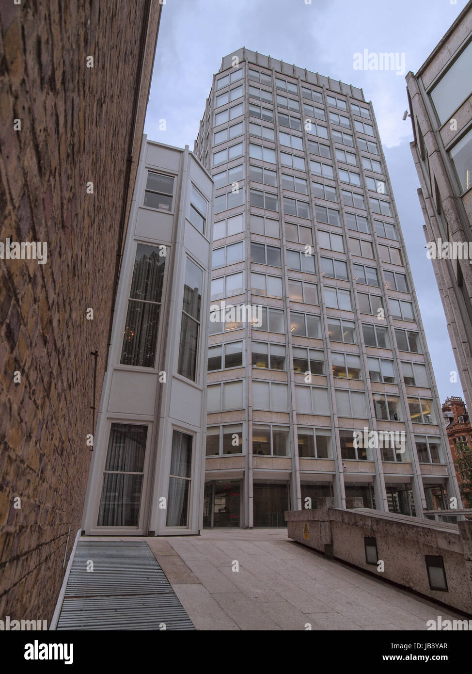 Economist Building London High Resolution Stock Photography and Images ...
