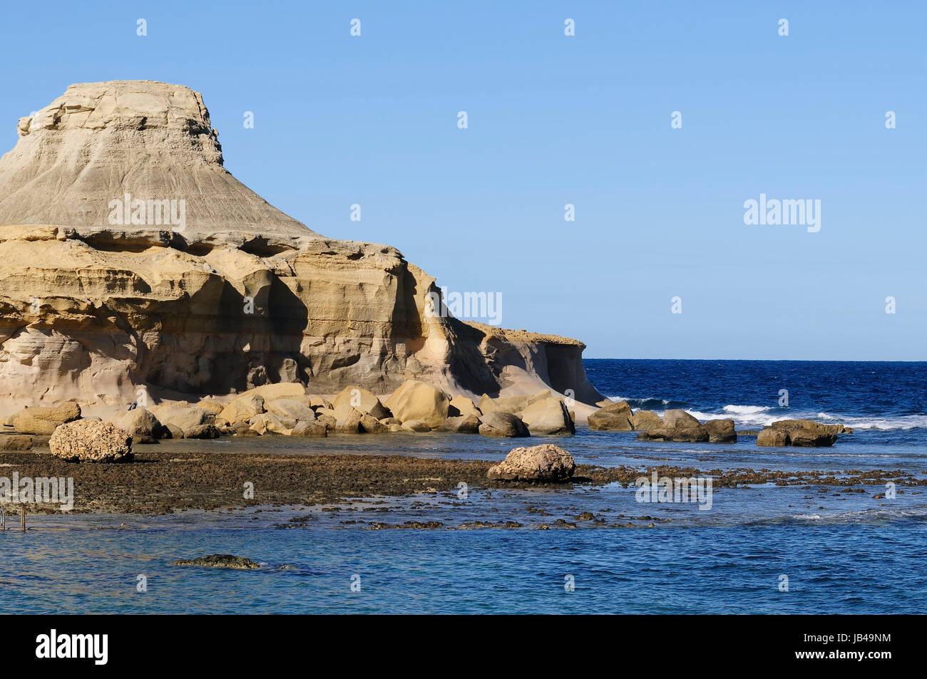 breaking of waves undulate Stock Photo - Alamy