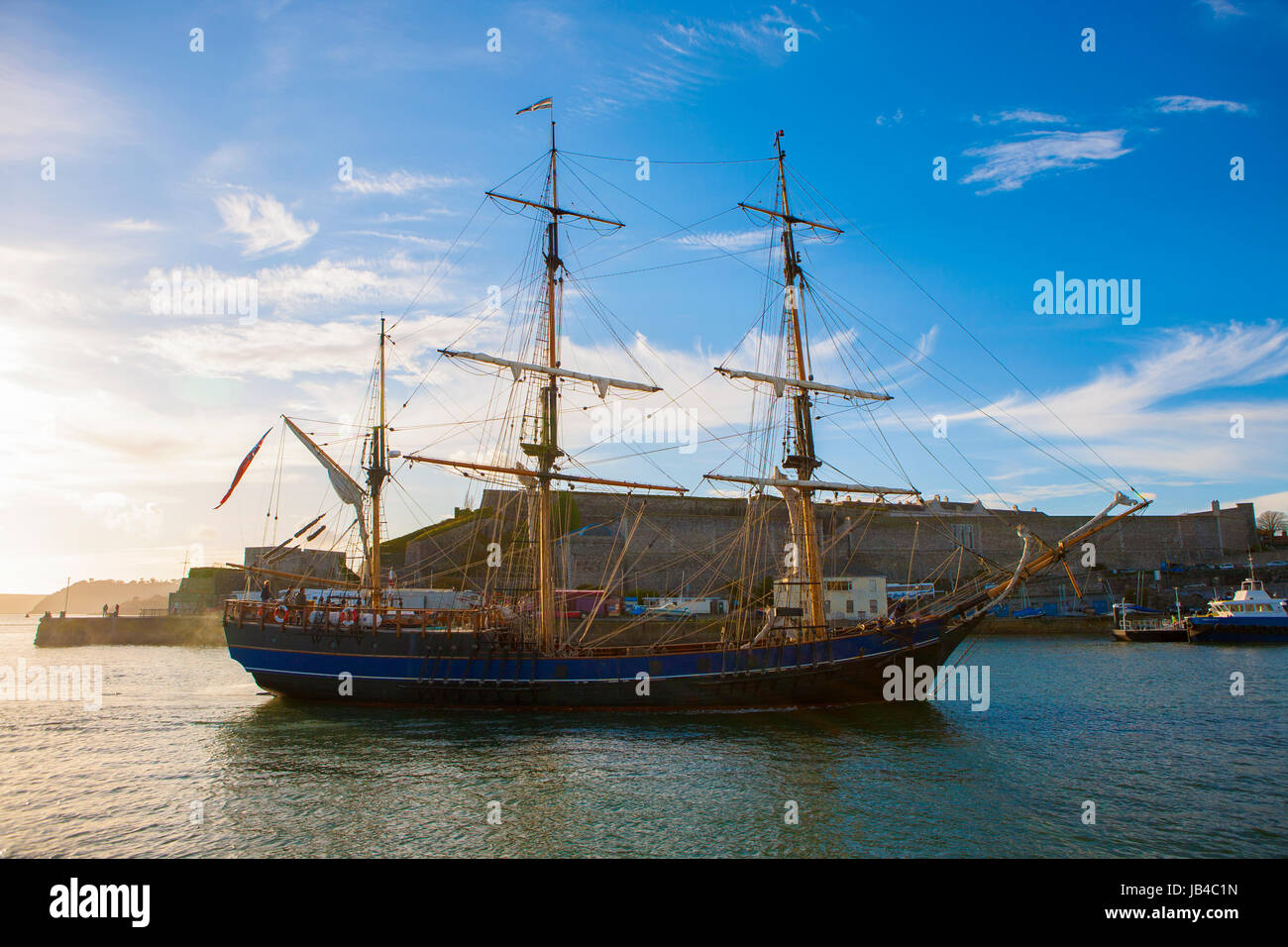 Traditional wooden three masted ship hi-res stock photography and ...