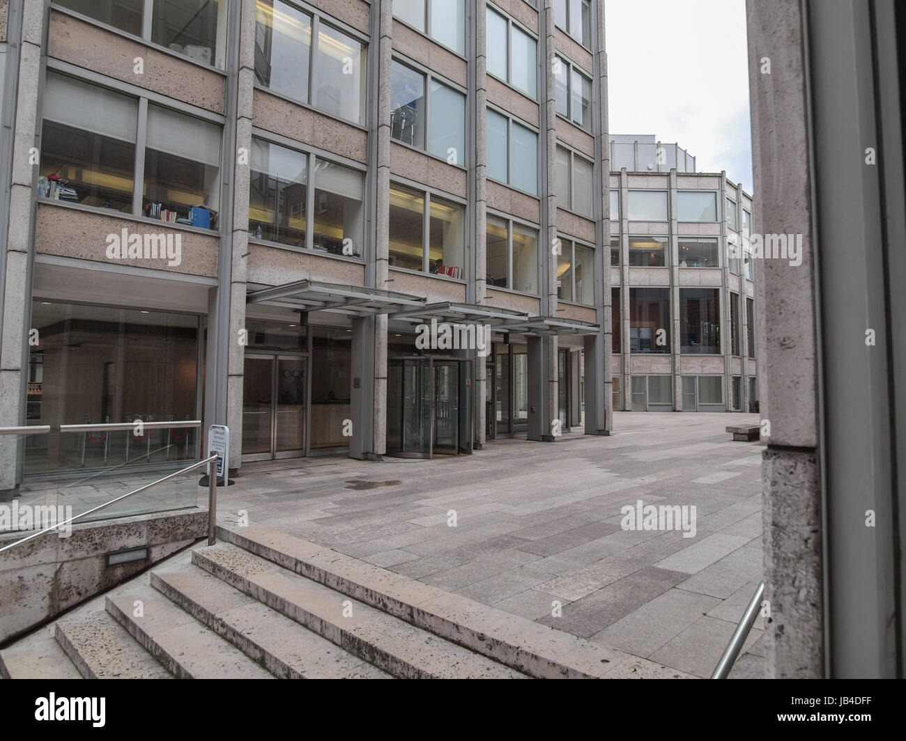 Economist Building London High Resolution Stock Photography and Images ...