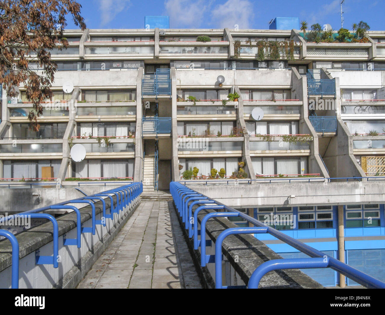 Alexandra road estate construction hi-res stock photography and images ...