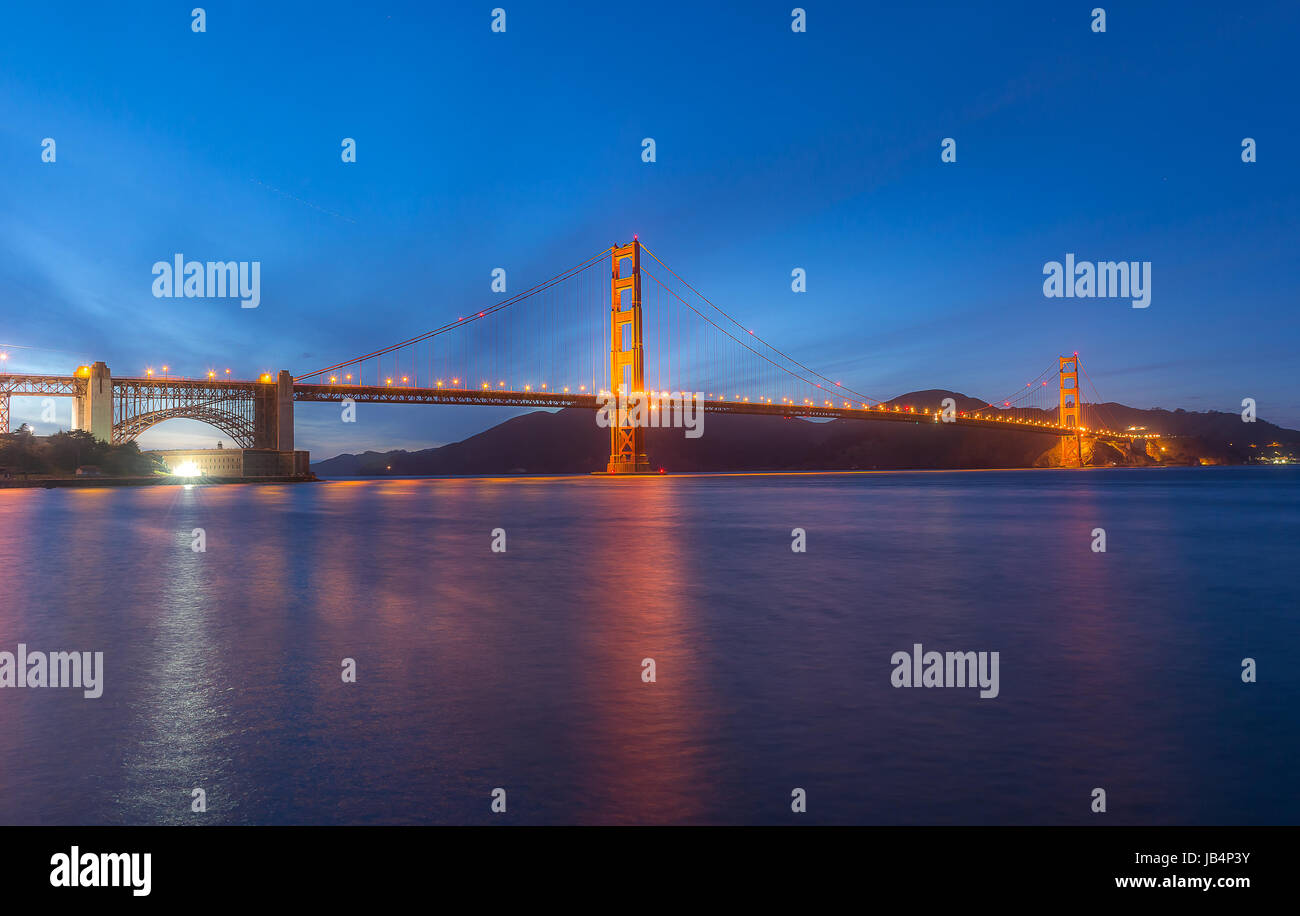 World Famous landmark of the world, Golden Gate Birdge Stock Photo - Alamy