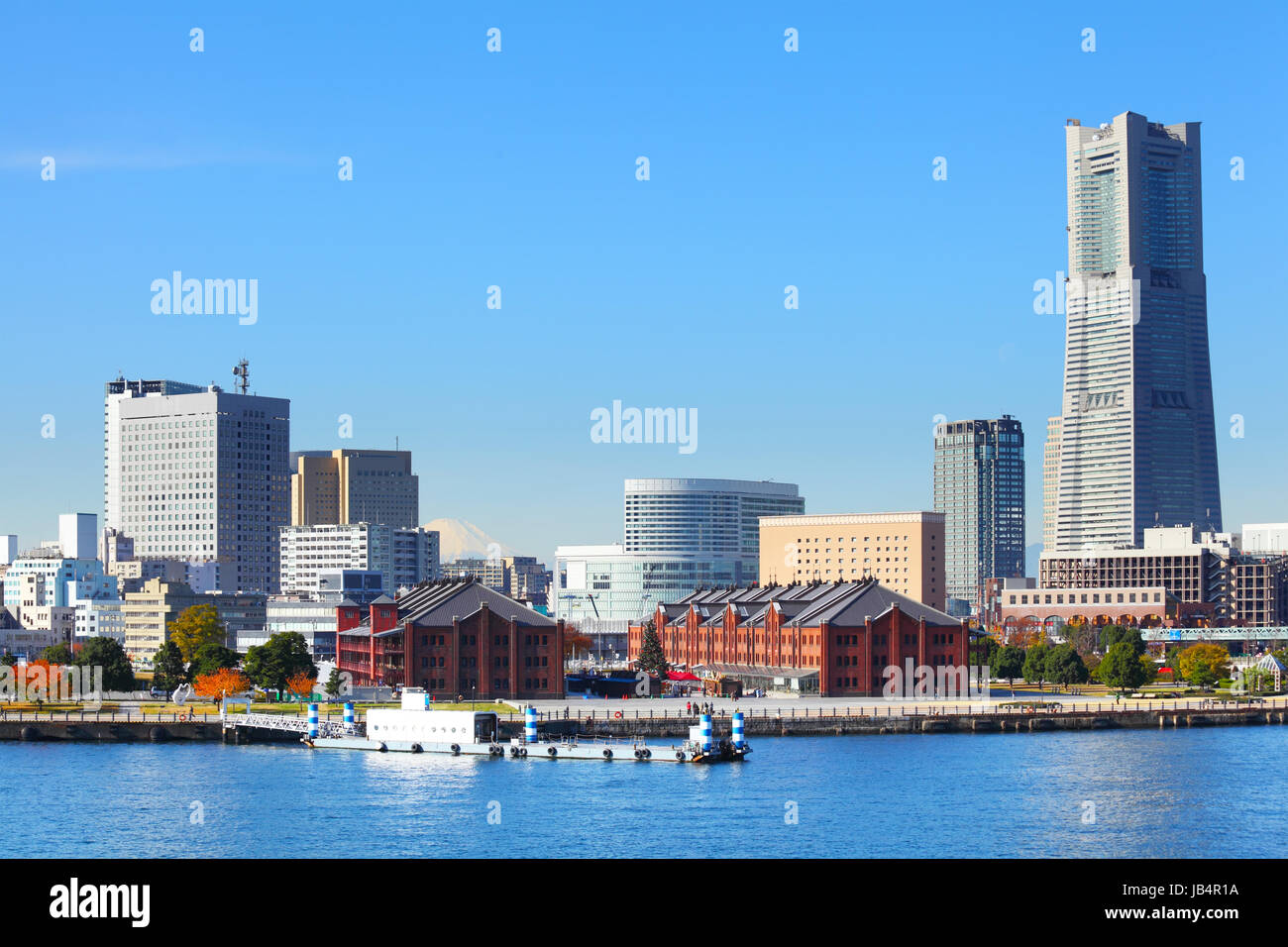 Yokohama landmarks hi-res stock photography and images - Alamy