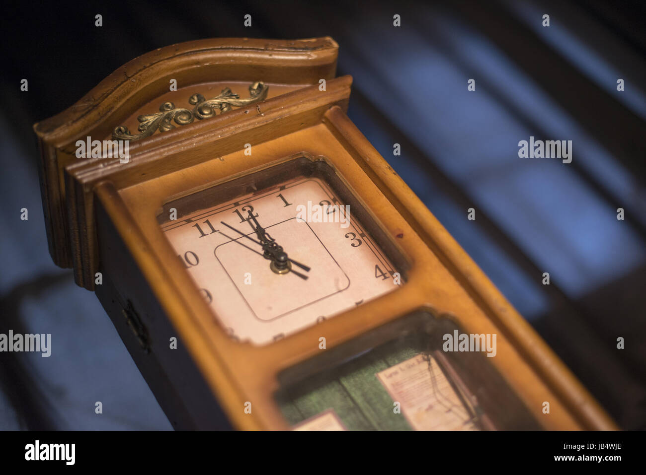 Old dusty clock hi-res stock photography and images - Alamy