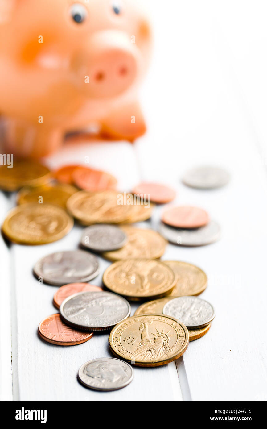 the U.S. coins and piggy bank Stock Photo - Alamy