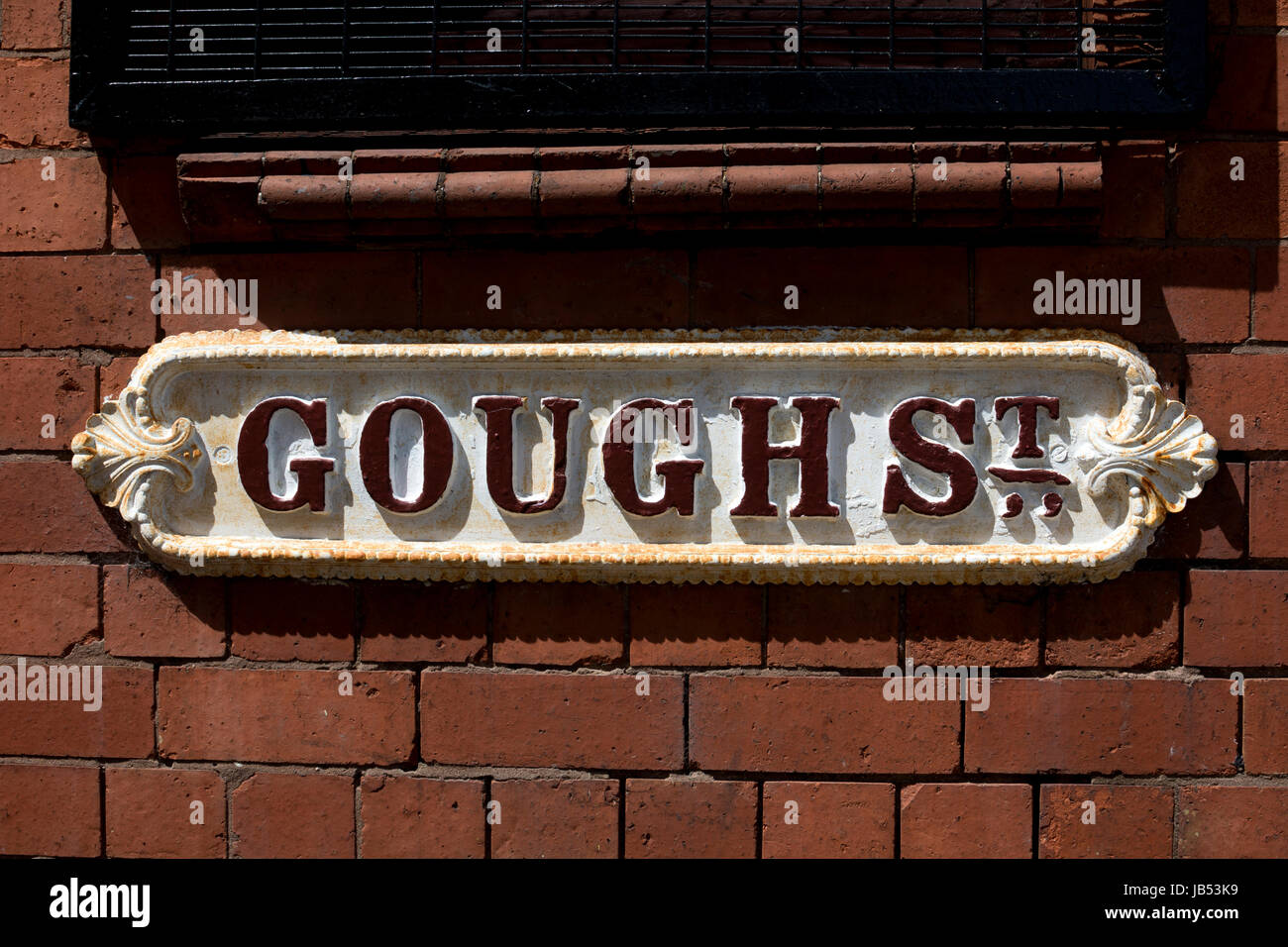 Cast iron street sign hi-res stock photography and images - Alamy