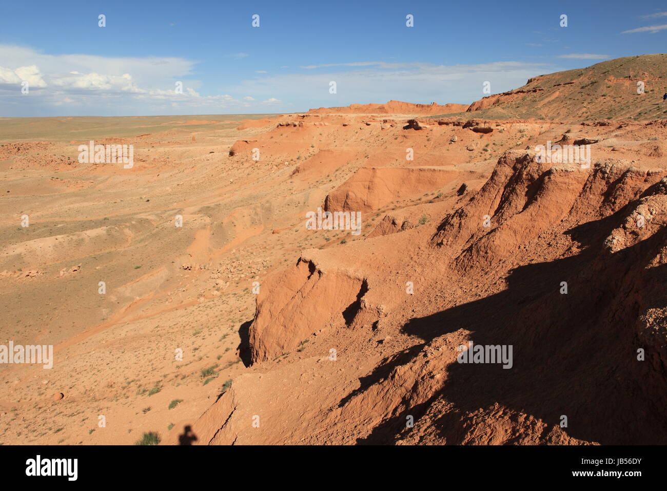 bayanzag the flaming rocks of the gobi desert Stock Photo - Alamy