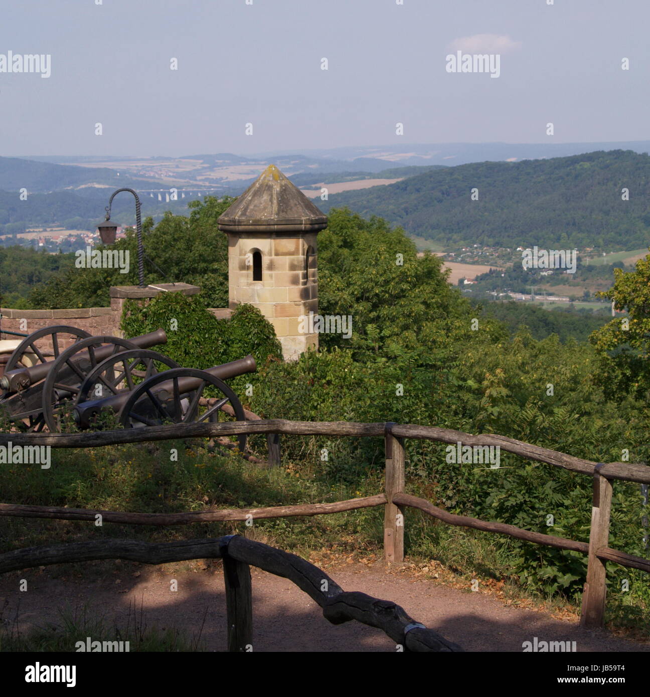 Holzgelander hi-res stock photography and images - Alamy