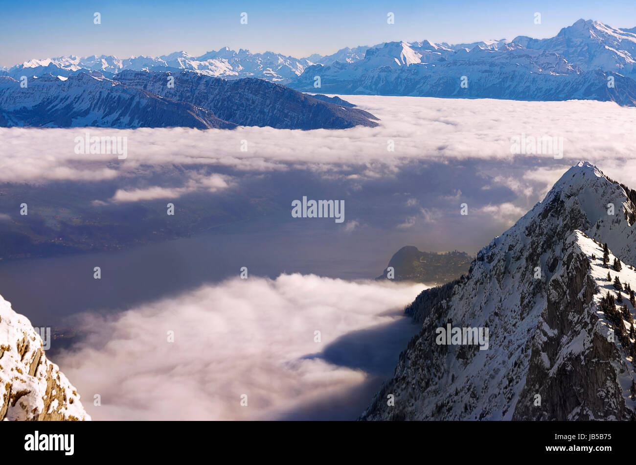 top sun down fog Stock Photo - Alamy