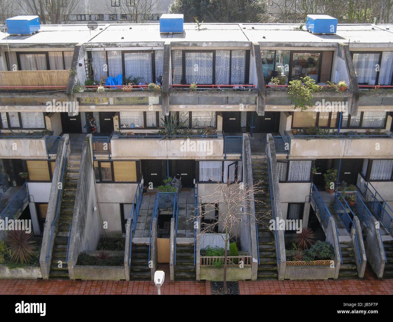 Alexandra road estate construction hi-res stock photography and images ...