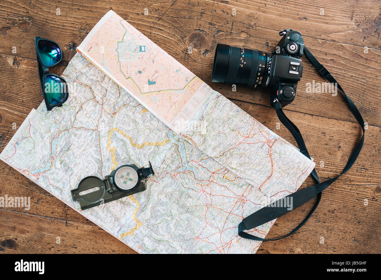 Map table compass hi-res stock photography and images - Alamy