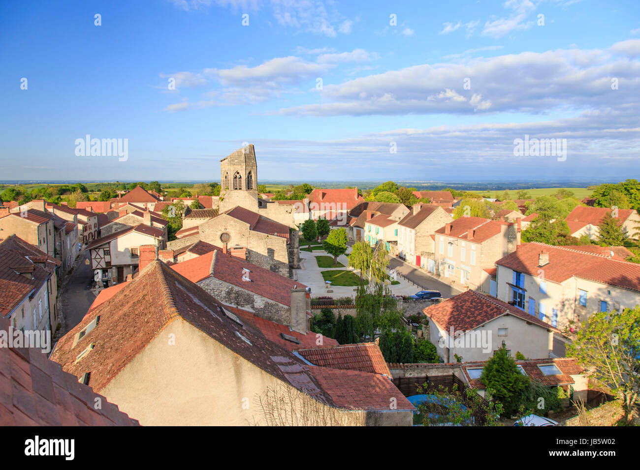 France, Allier (03), Charroux, labellisé Les Plus Beaux Villages de ...