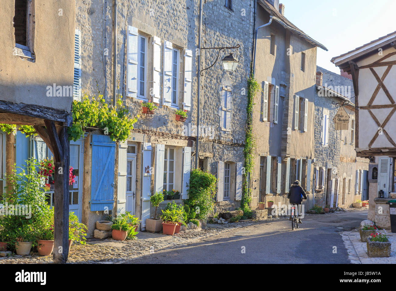 France, Allier (03), Charroux, labellisé Les Plus Beaux Villages de ...