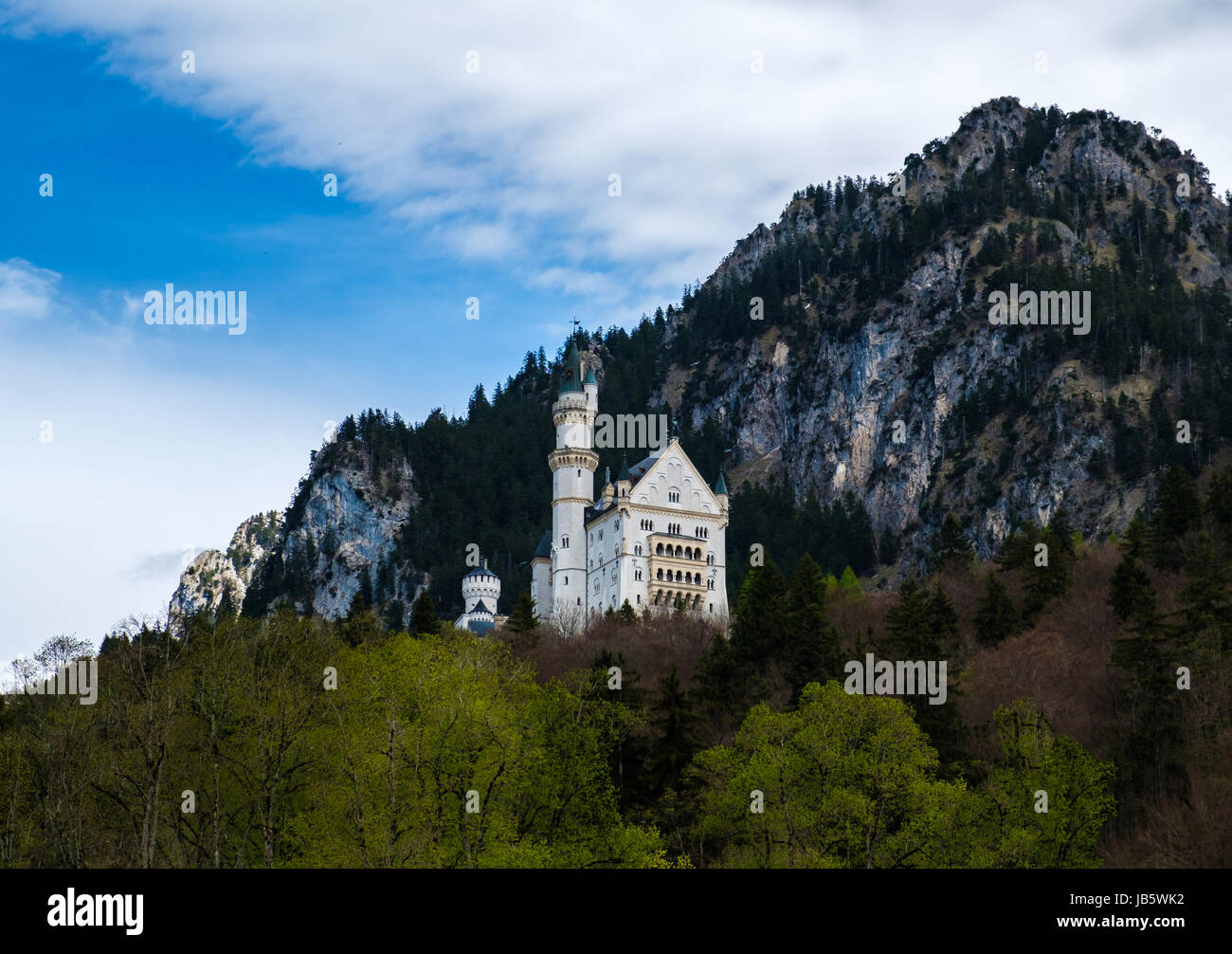 Neuschwanstein castle, the famous viewpoint in Fussen, Bavaria, Germany ...