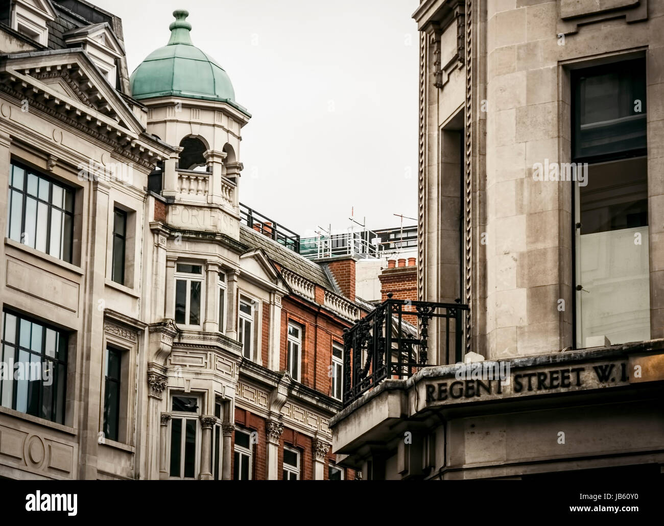 Street name uk hi-res stock photography and images - Alamy