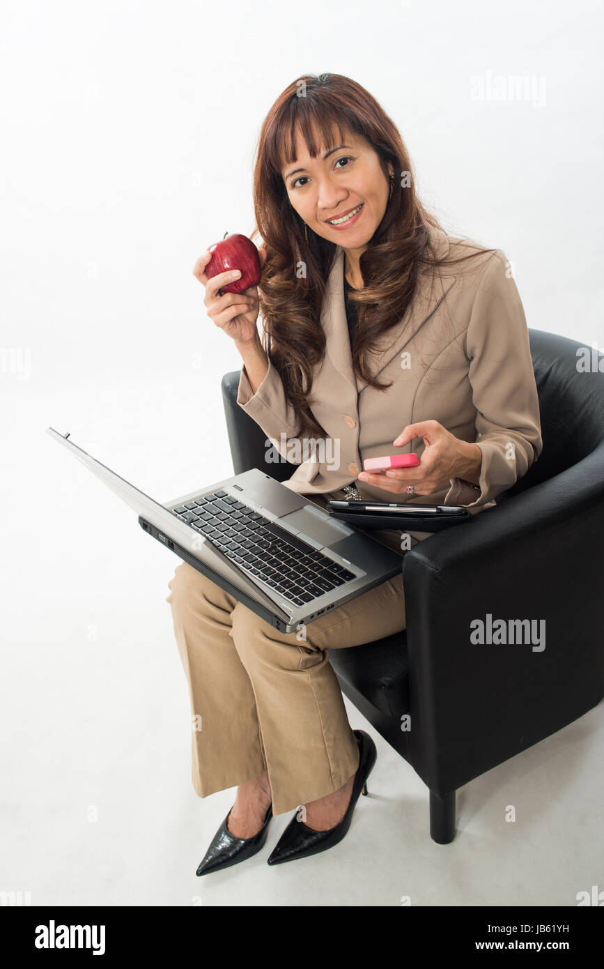 Beautiful filipino girl hi-res stock photography and images - Alamy