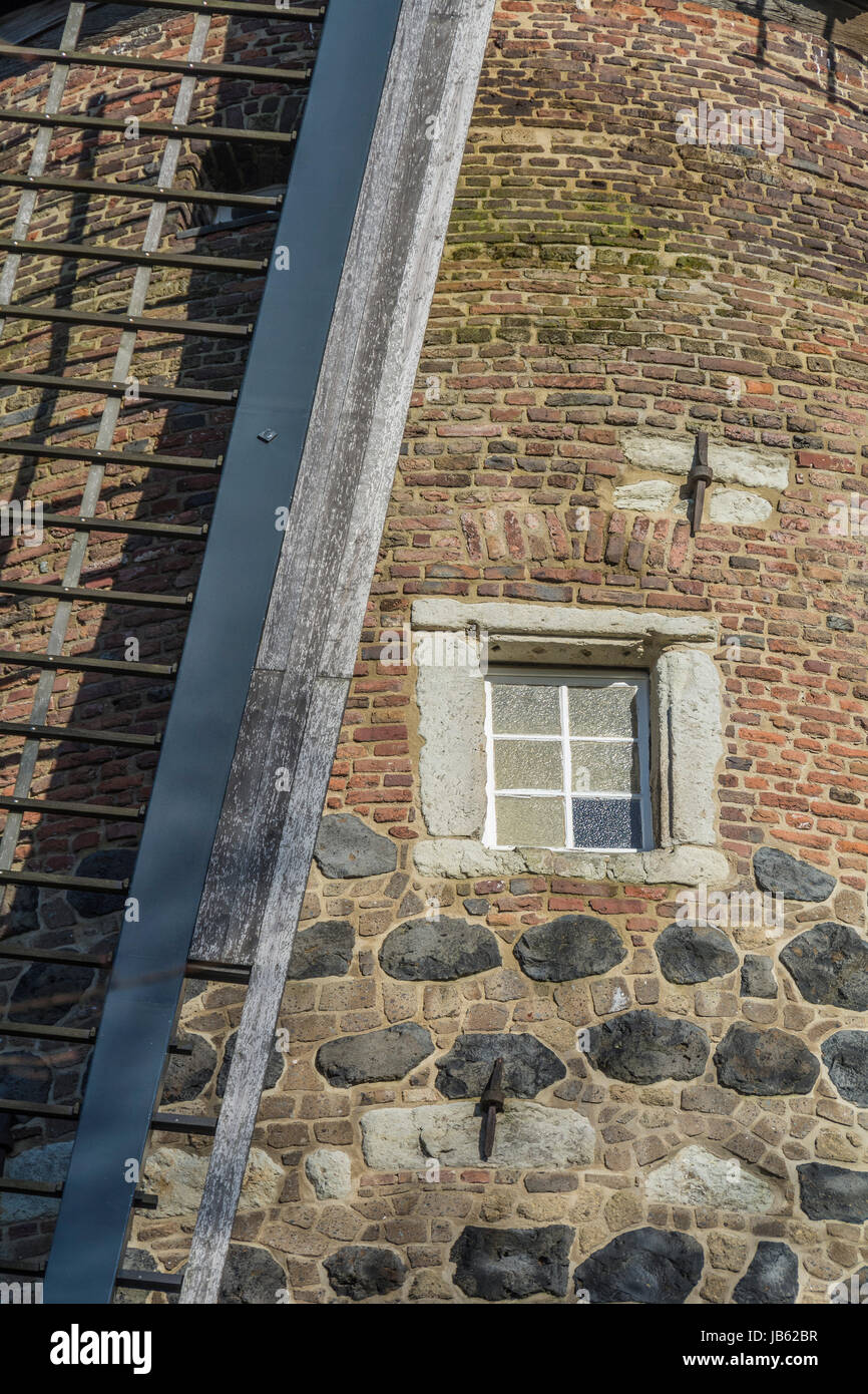 Zons am rhein historical hi-res stock photography and images - Alamy