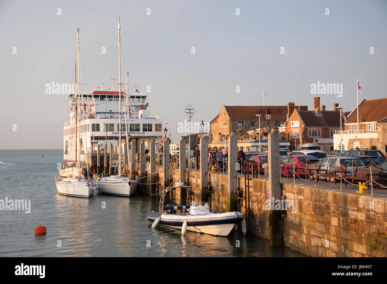 Lymington yarmouth car ferry hi-res stock photography and images - Alamy