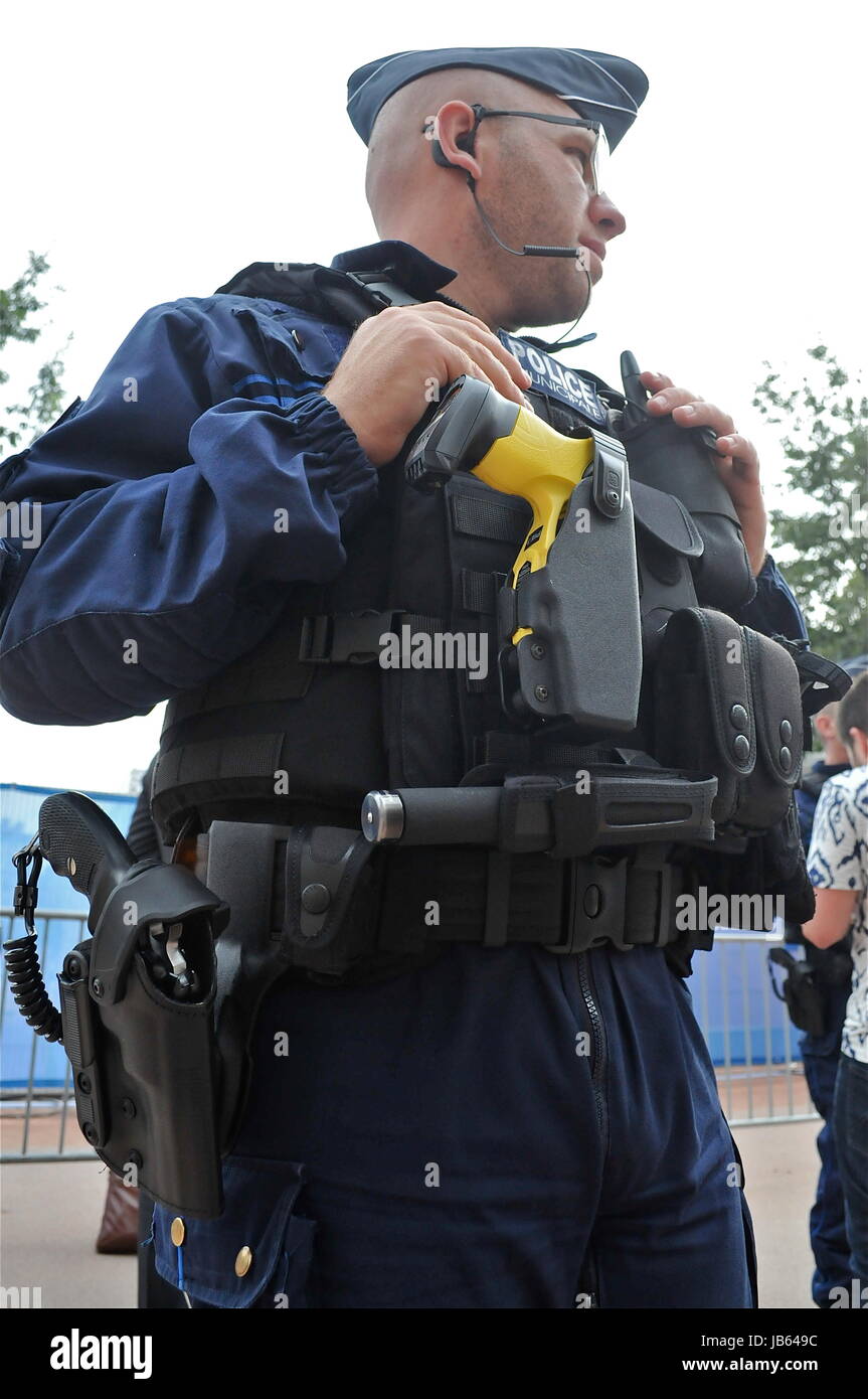 Police municipale lyon hi-res stock photography and images - Alamy