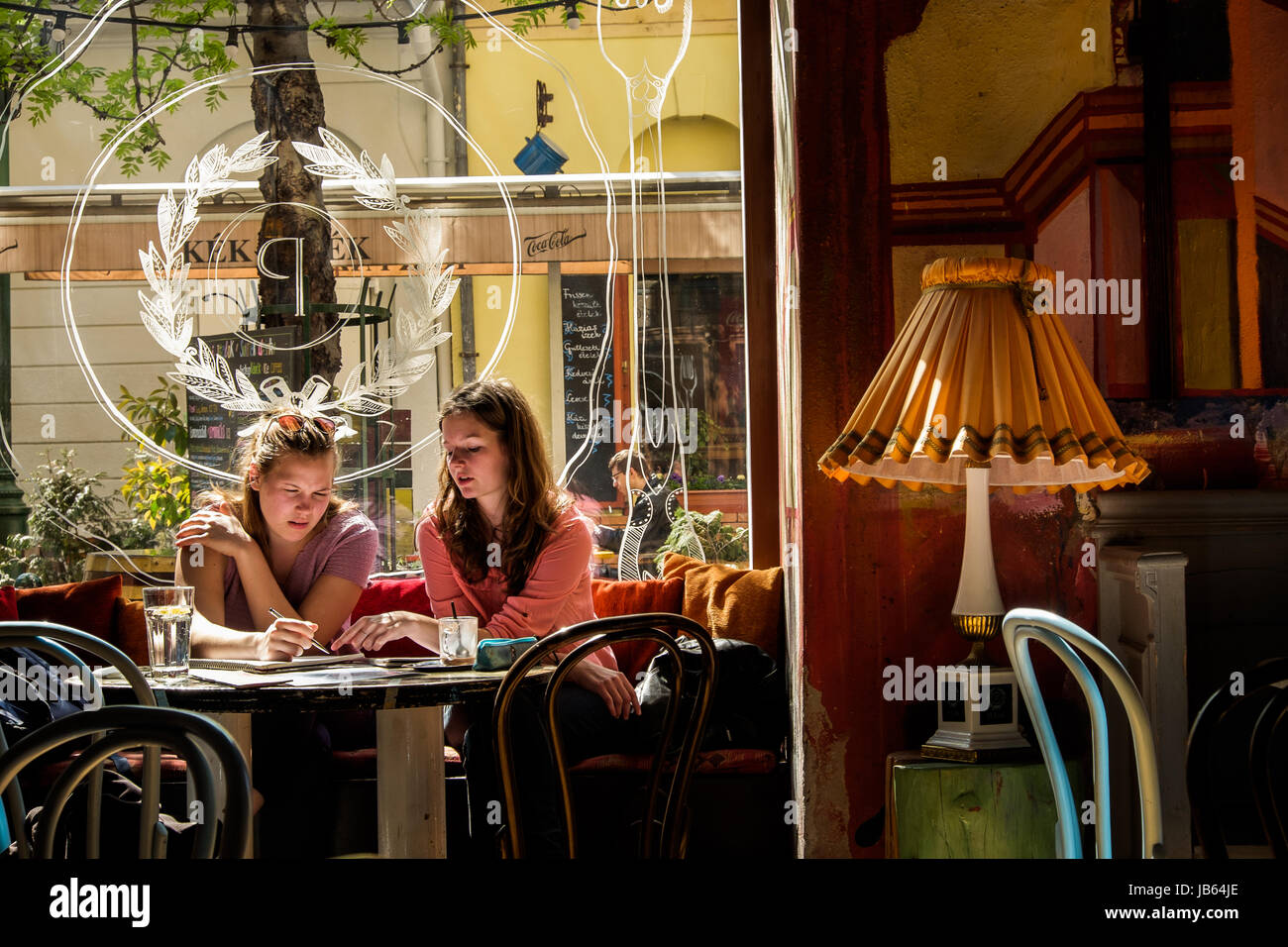 Puder bar hi-res stock photography and images - Alamy