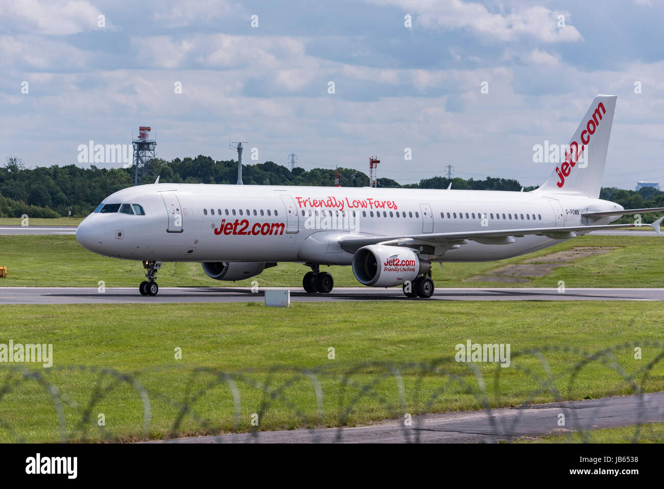 Aircraft Manchester airport Jet2 Airbus A320 Stock Photo - Alamy