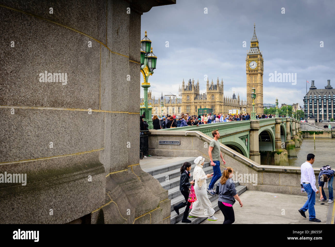 Busy crowded house hi-res stock photography and images - Alamy