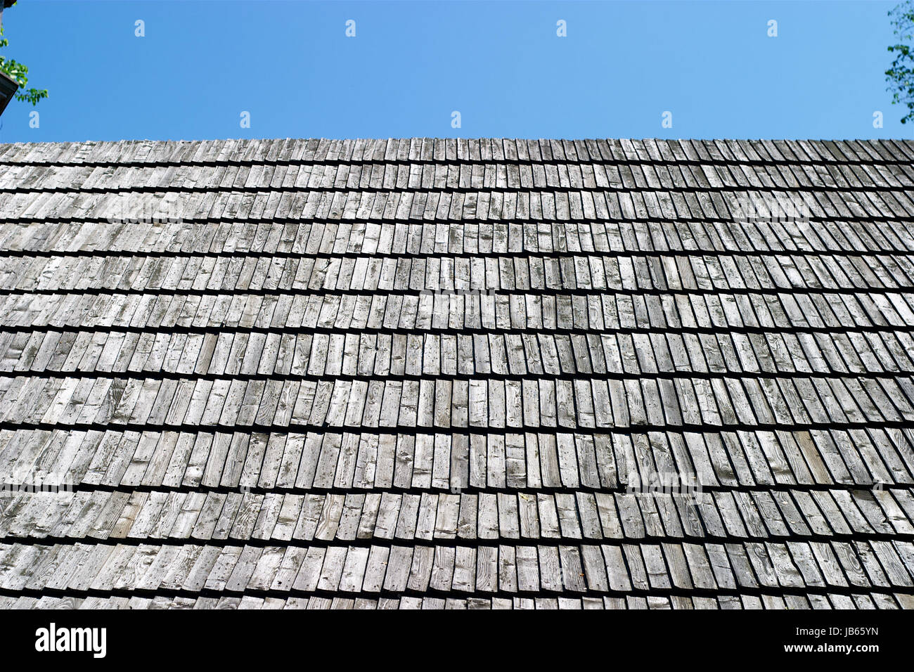 Shingled roof -old house Stock Photo - Alamy