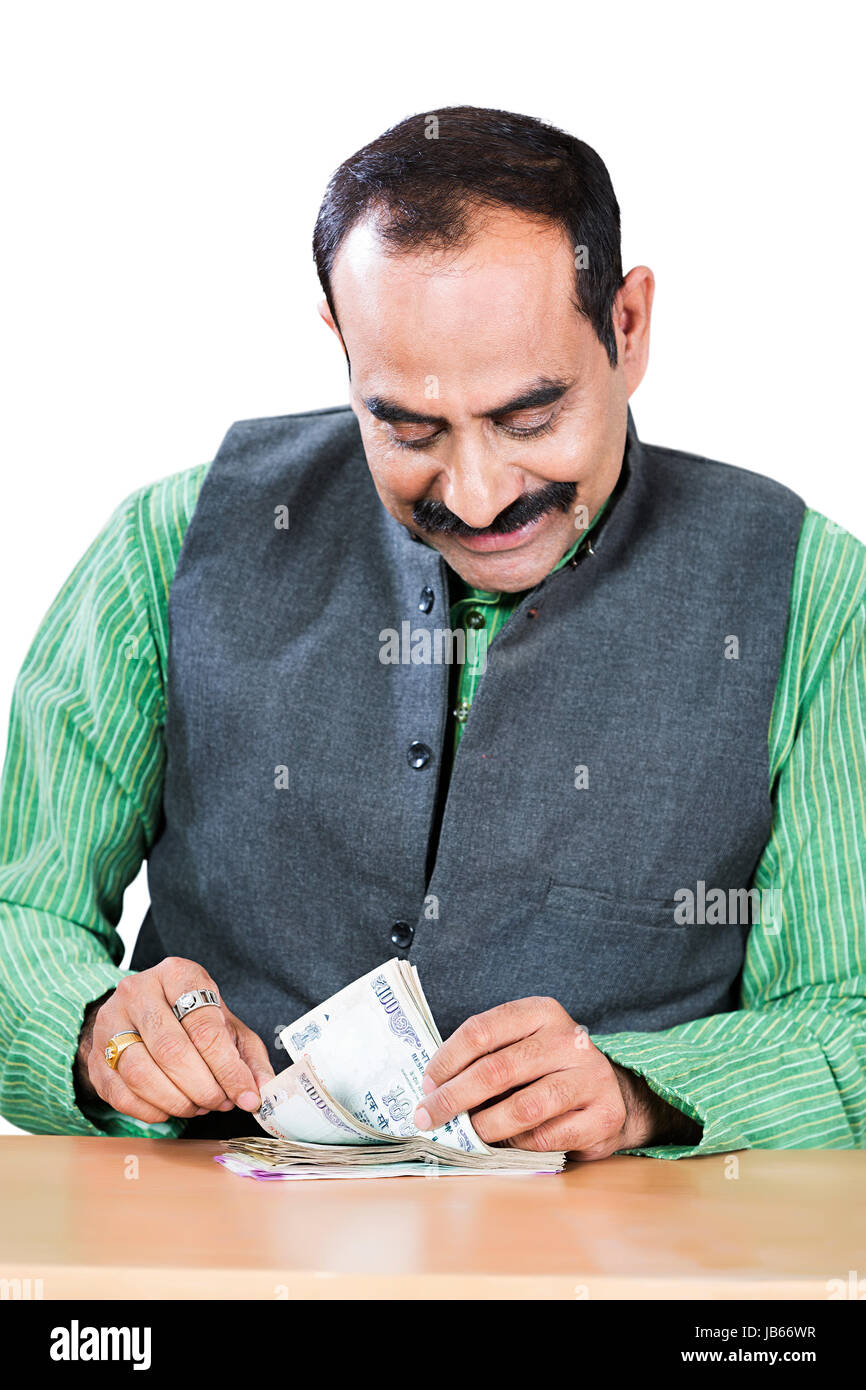 Counting notes hi-res stock photography and images - Alamy