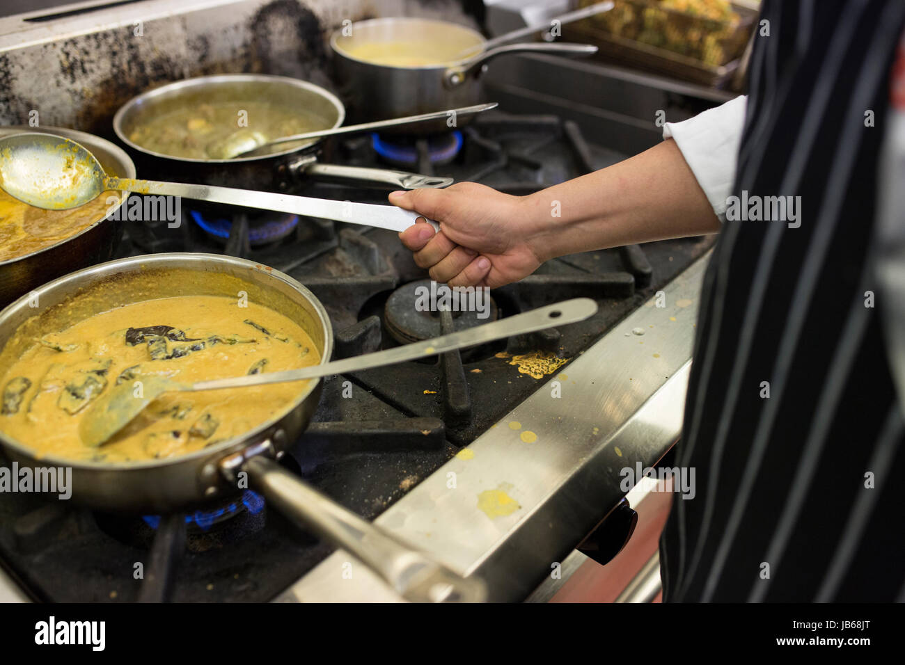 Indian Chef Stock Photos & Indian Chef Stock Images - Alamy