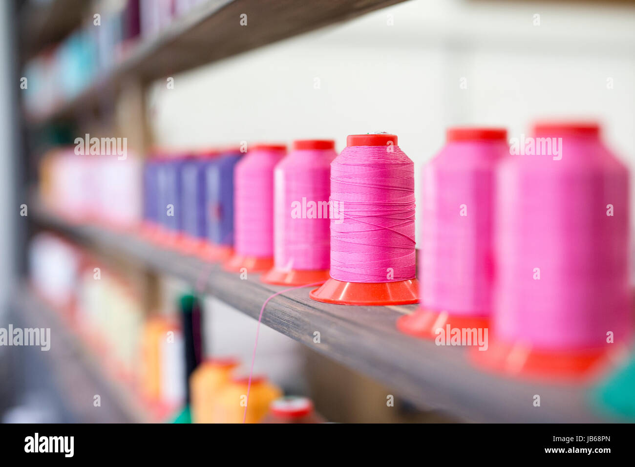 Thread factory hi-res stock photography and images - Alamy