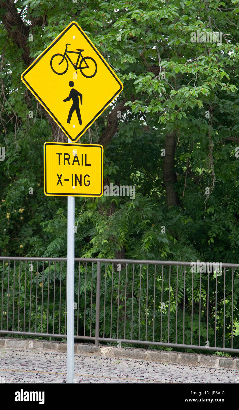 Trail Crossing Sign Stock Photo - Alamy