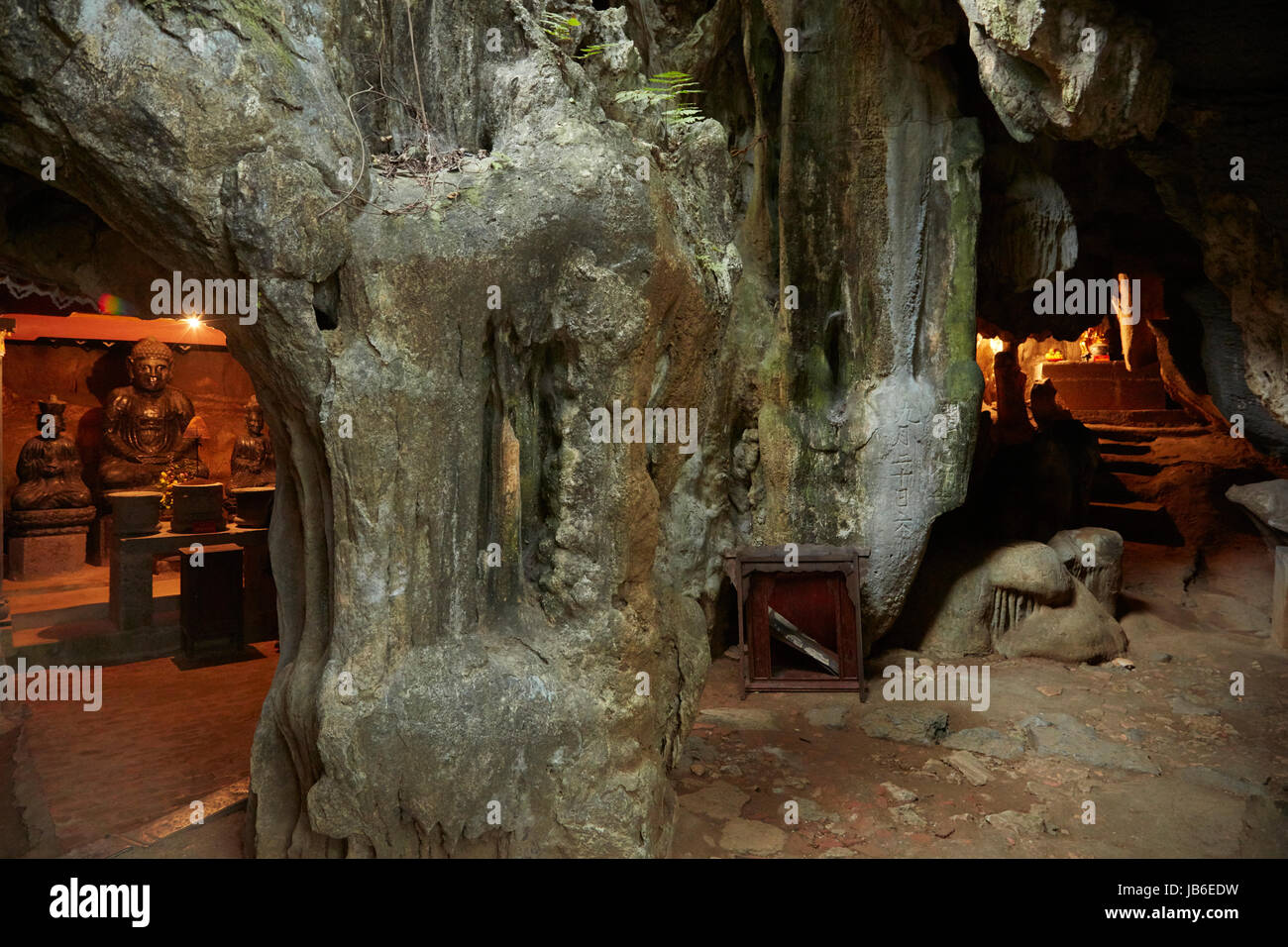 Pagoda cave caves hi-res stock photography and images - Alamy