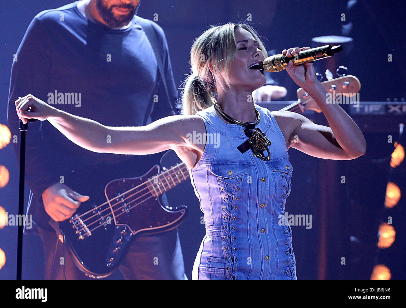 (ATTENTION EDITORS: EMBARGOED UNTIL 10 JULY 2017) German pop singer ...