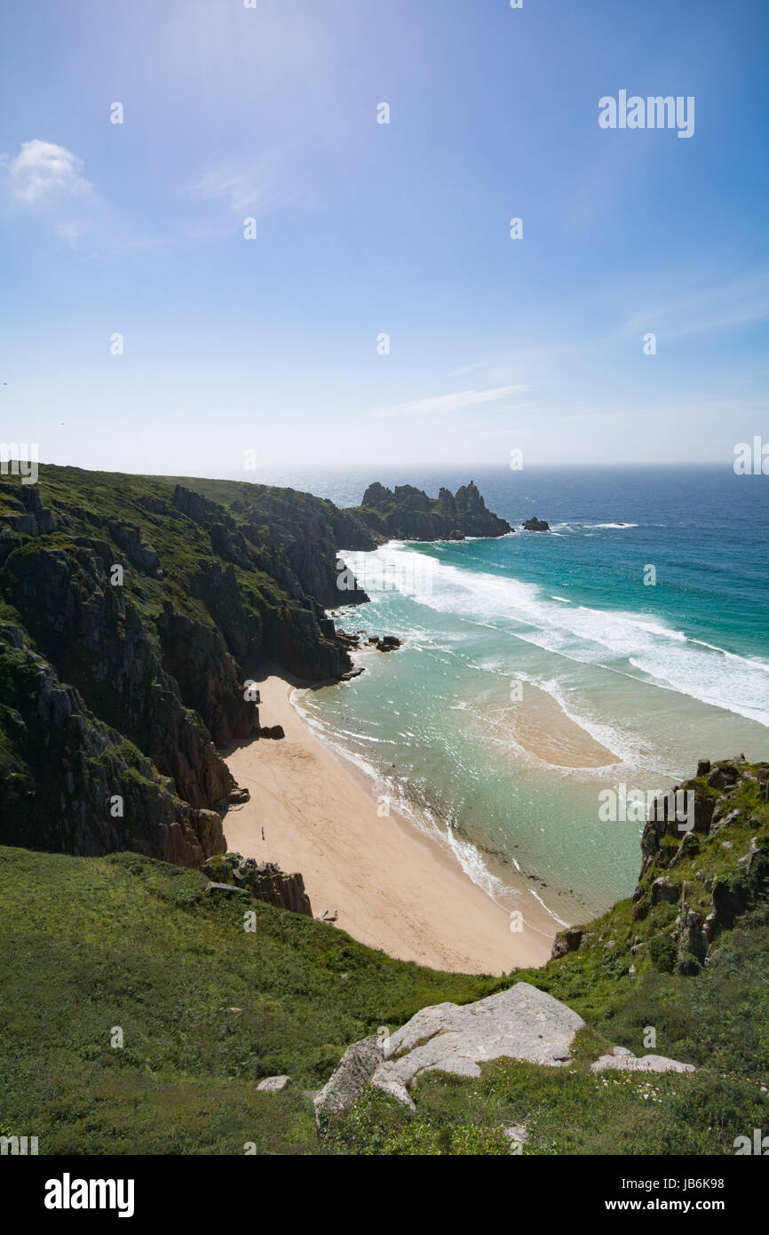 Treen and Penberth, Cornwall, UK. 9th June 2017. UK Weather. A hot and ...