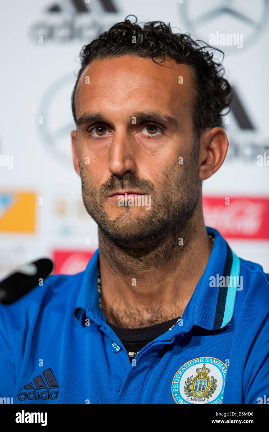 Dellavalle hi-res stock photography and images - Alamy