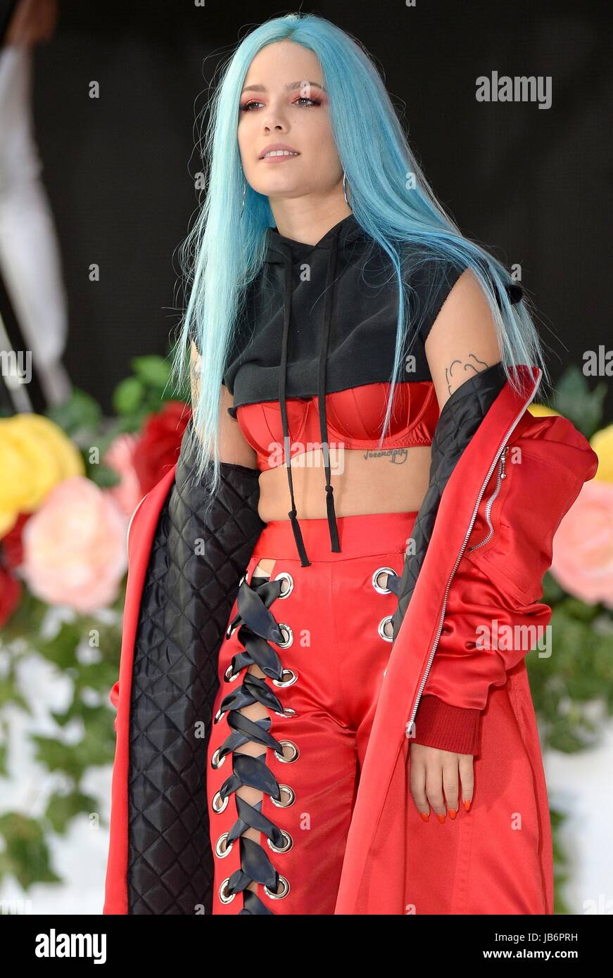 New York, NY, USA. 9th June, 2017. Halsey on stage for NBC Today Show ...