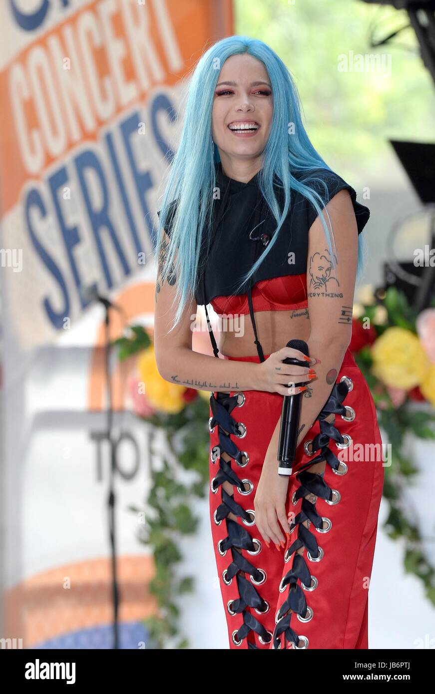 New York, NY, USA. 9th June, 2017. Halsey on stage for NBC Today Show ...