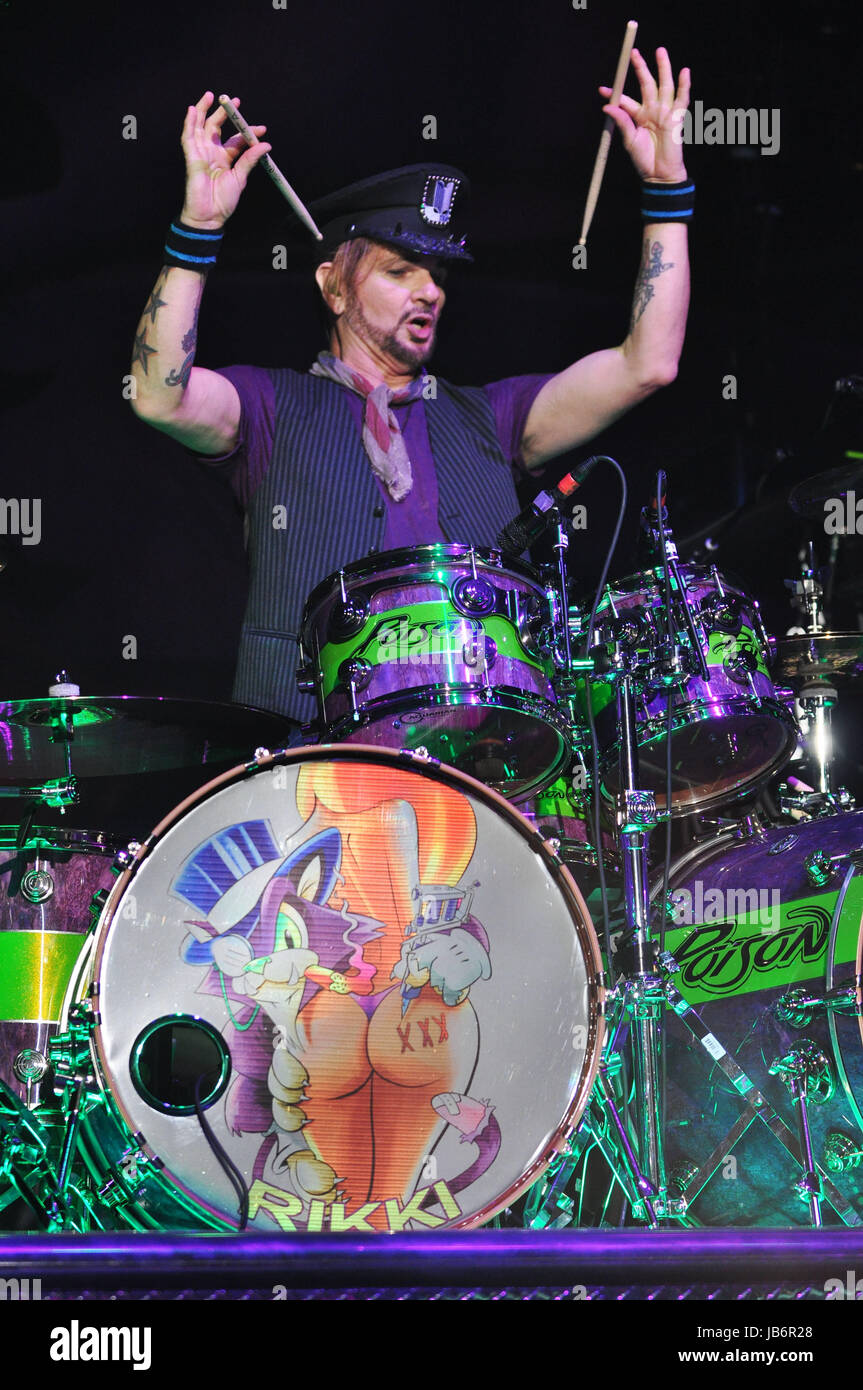 Of the band poison hi-res stock photography and images - Alamy