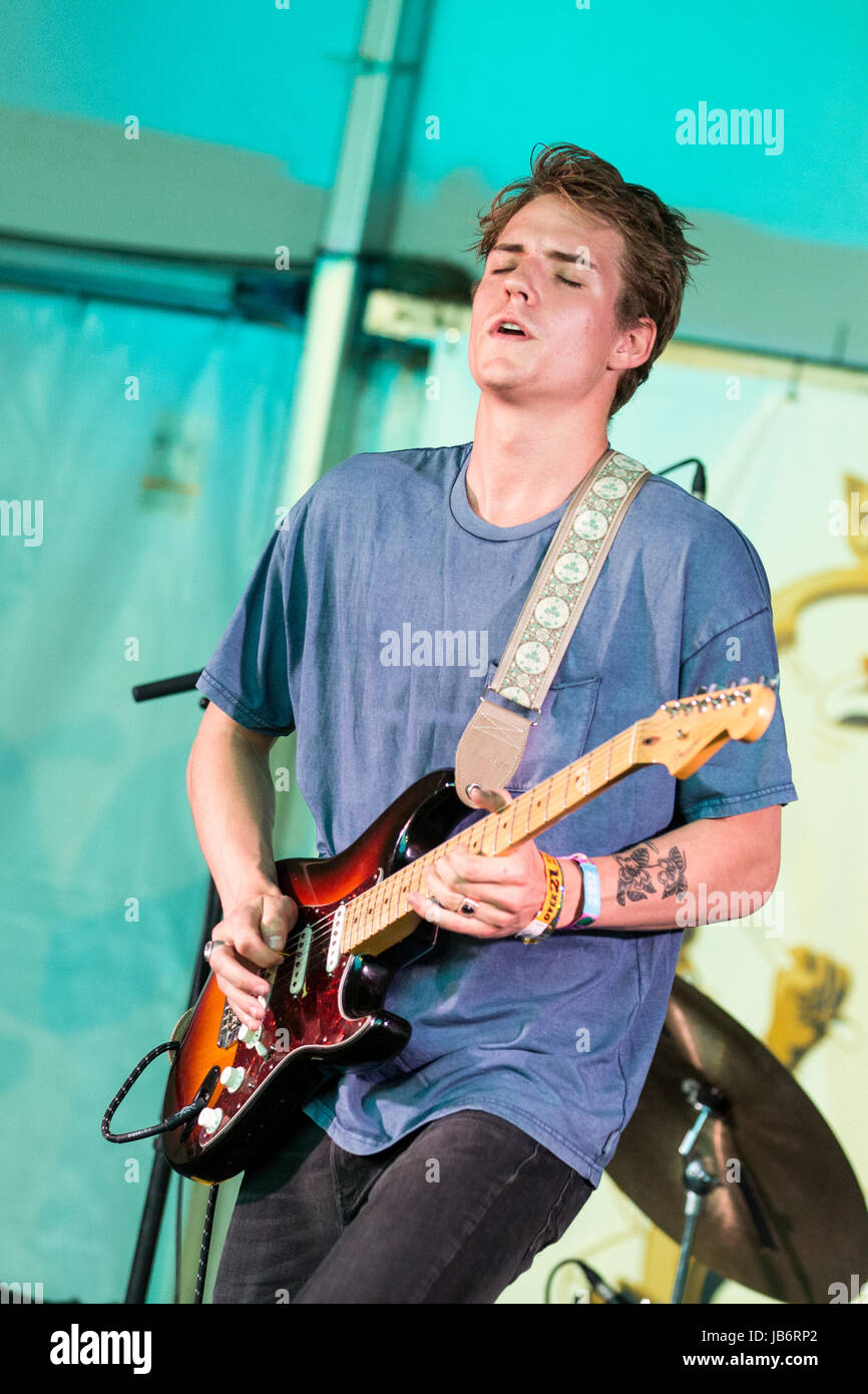 Manchester, Tennessee, USA. 8th June, 2017. COREY HARPER during ...