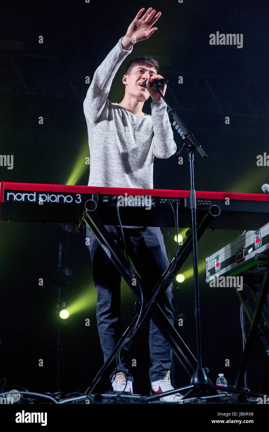 Ng stage hi-res stock photography and images - Alamy